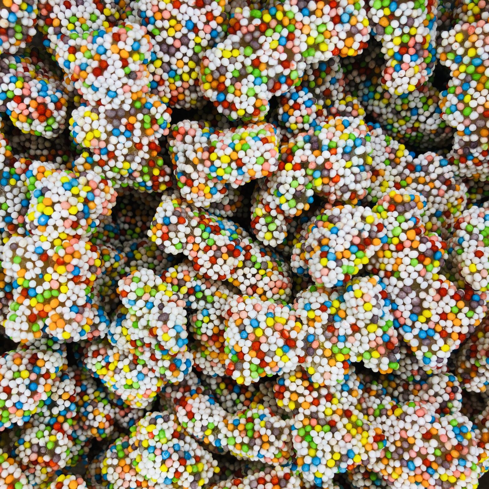 1/2 lb Crunchy Gummi Bears – NaperNuts & Sweets