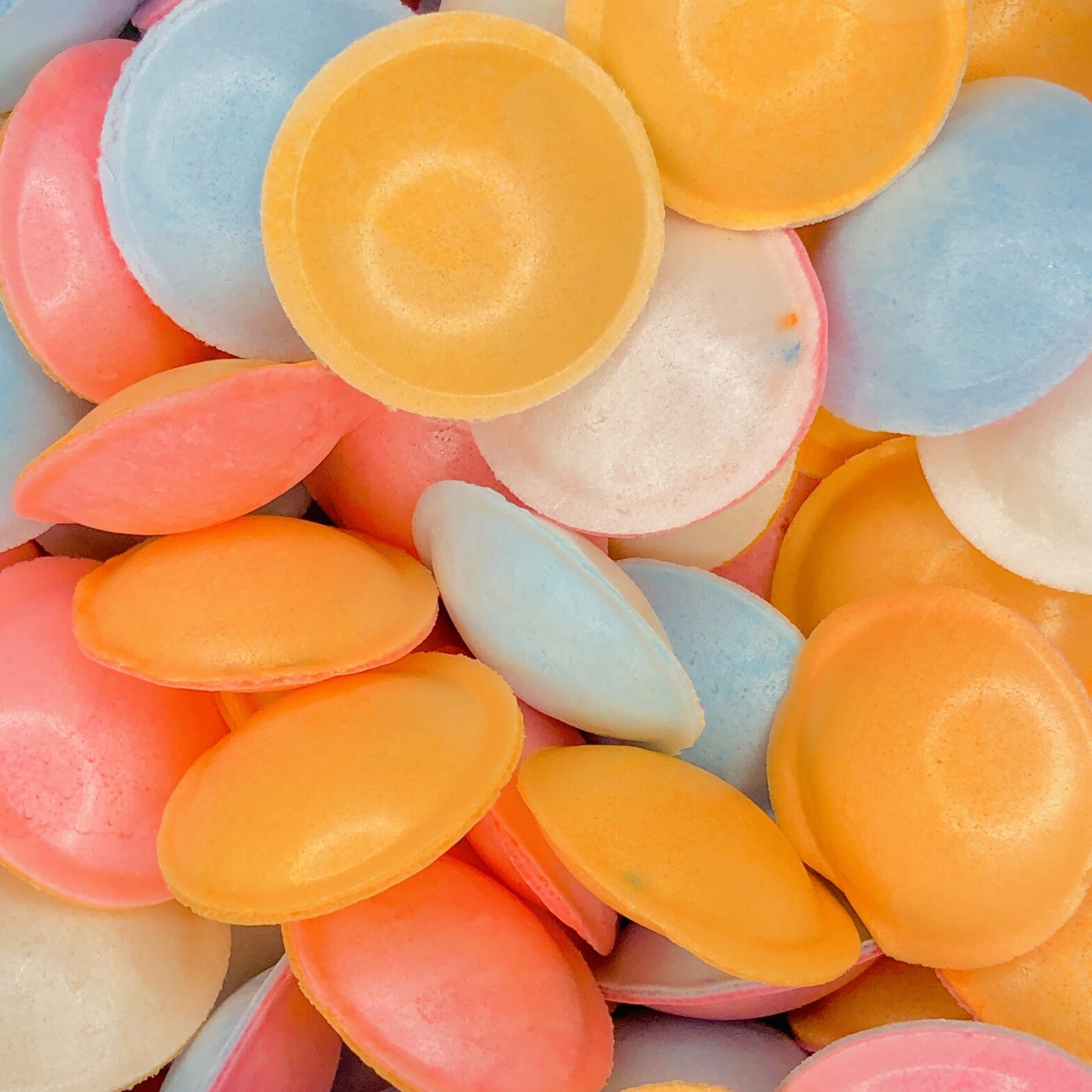 1/2 lb Satellite Wafers – NaperNuts & Sweets